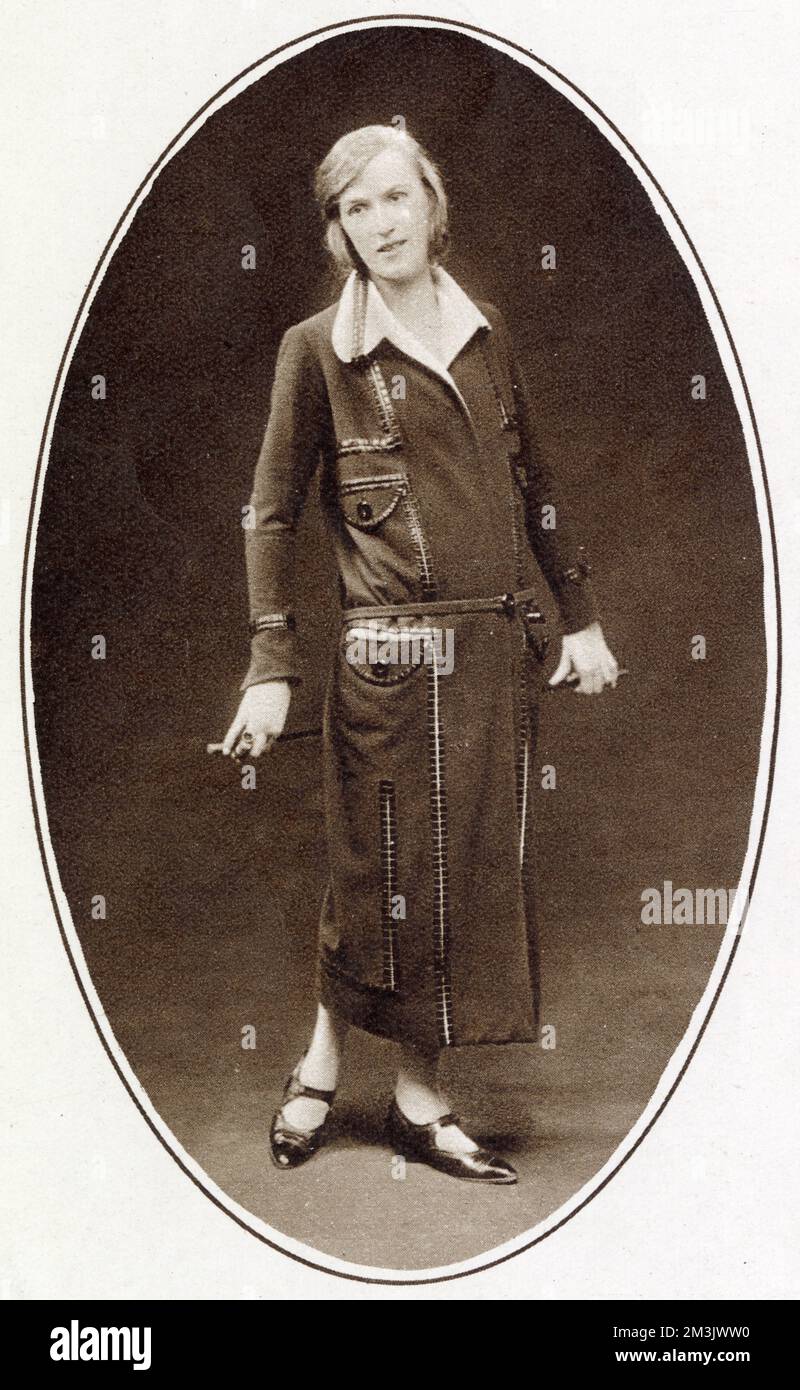 Fashion for September 1923 Stock Photo - Alamy