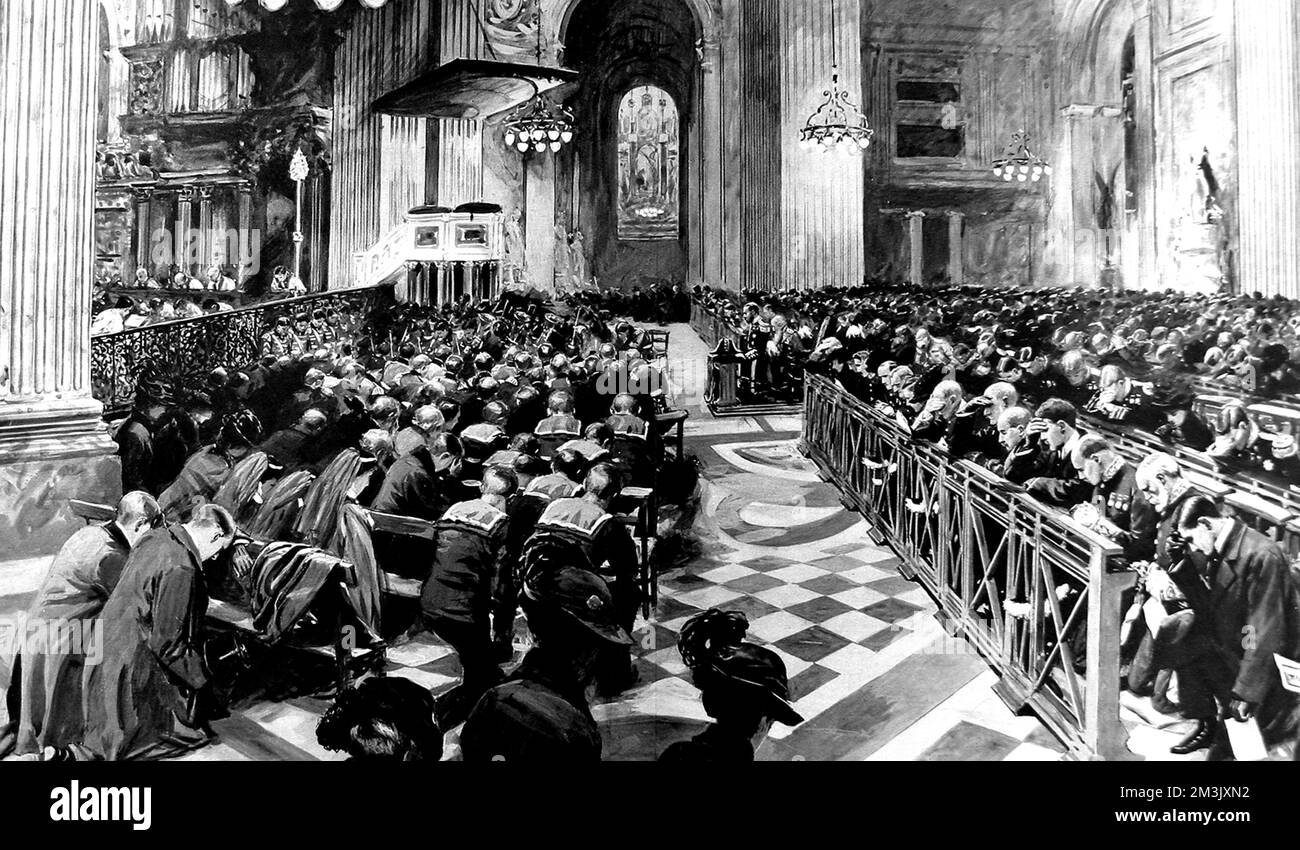 Memorial Service for R.F. Scott, St. Pauls, London, 1913 Stock Photo ...