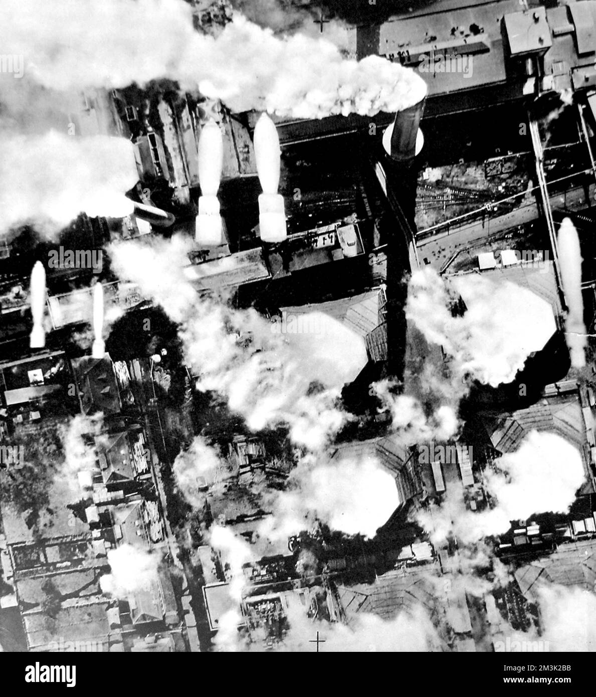 Cologne aerial ww2 hi-res stock photography and images - Alamy