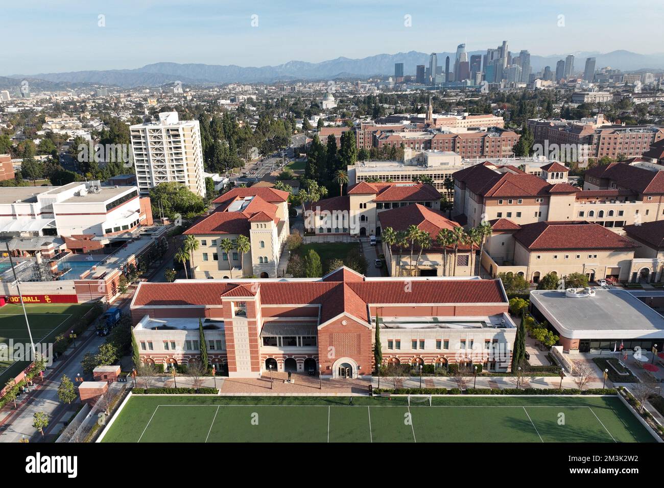 Los Angeles, United States. 15th Dec, 2022. A general overall aerial ...