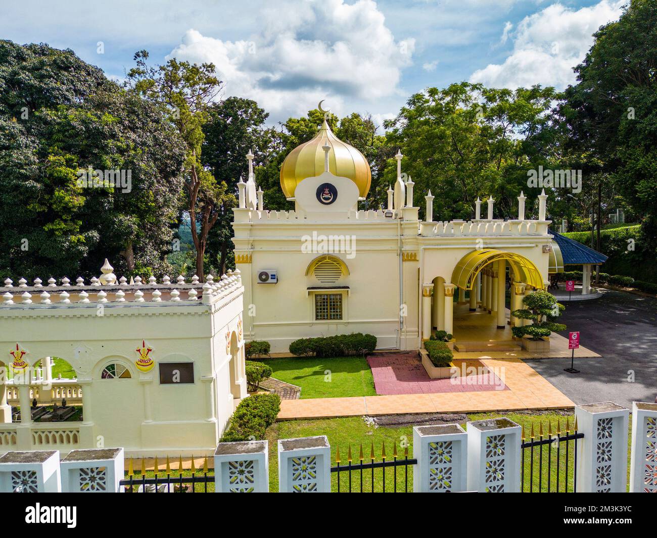 Sultan Abdul Samad royal thomb Stock Photo - Alamy
