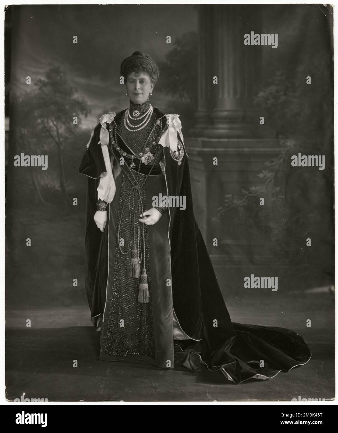 Queen may Cut Out Stock Images & Pictures - Alamy