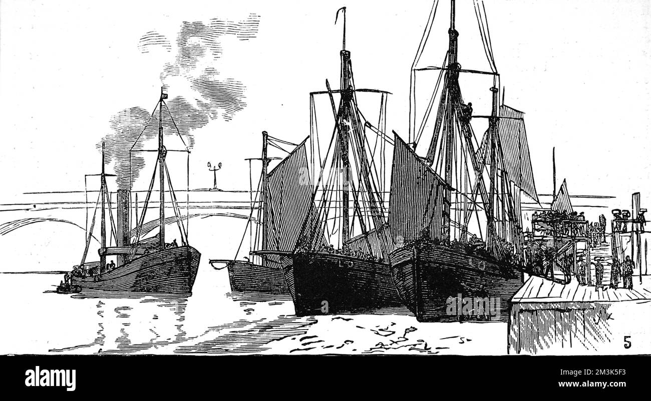 Fishing Smacks at Billingsgate, London, 1882 Stock Photo - Alamy