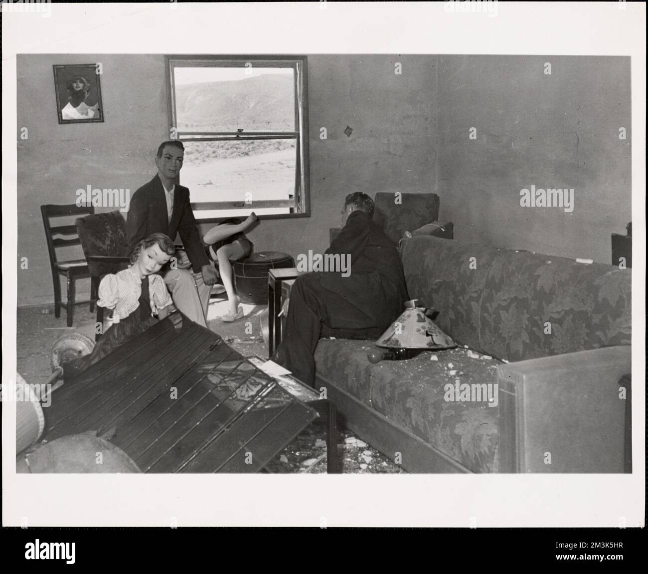 Operation 'Alert' 1954 , Nuclear explosions, Interiors, Mannequins ...