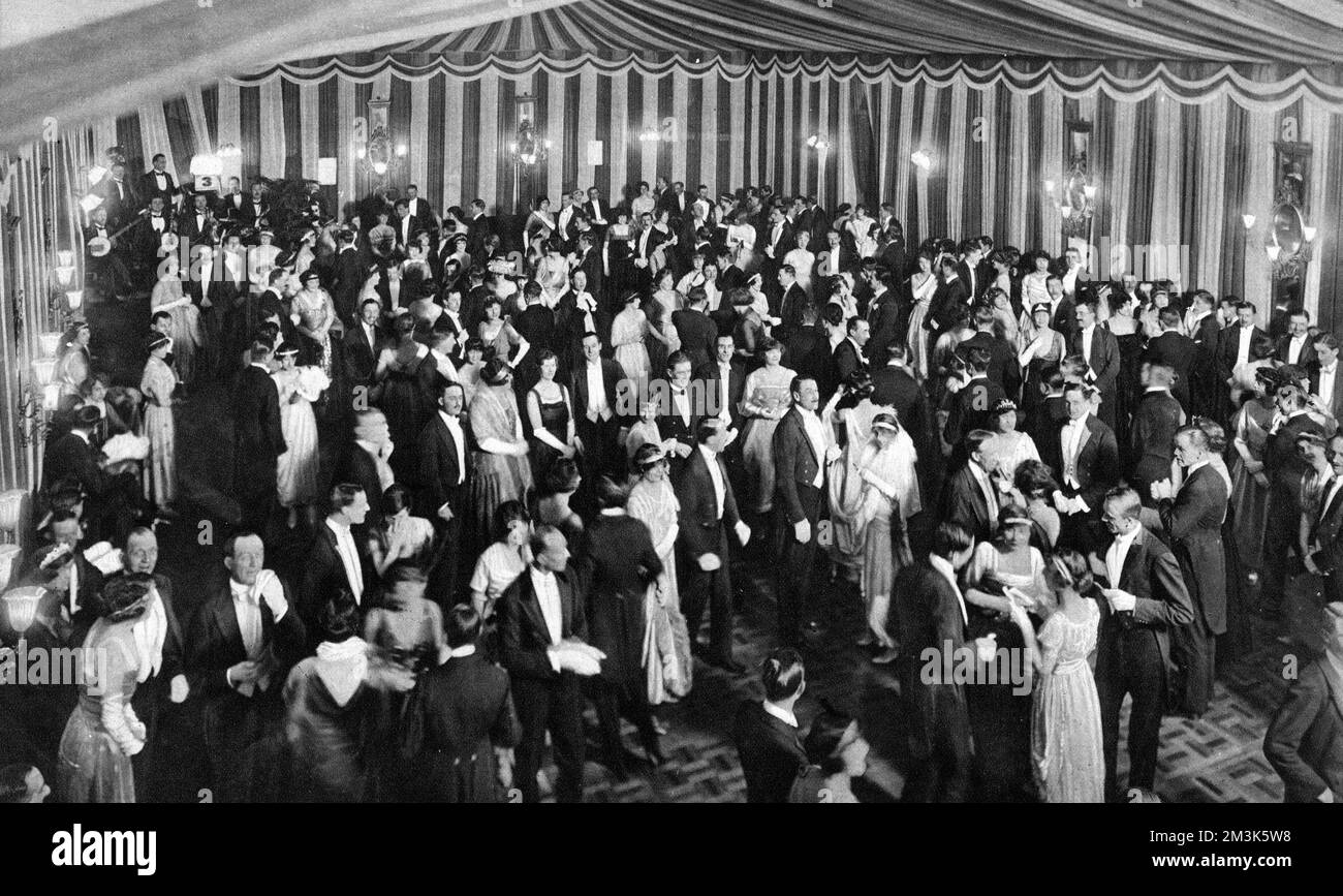 1920 04 hi-res stock photography and images - Alamy