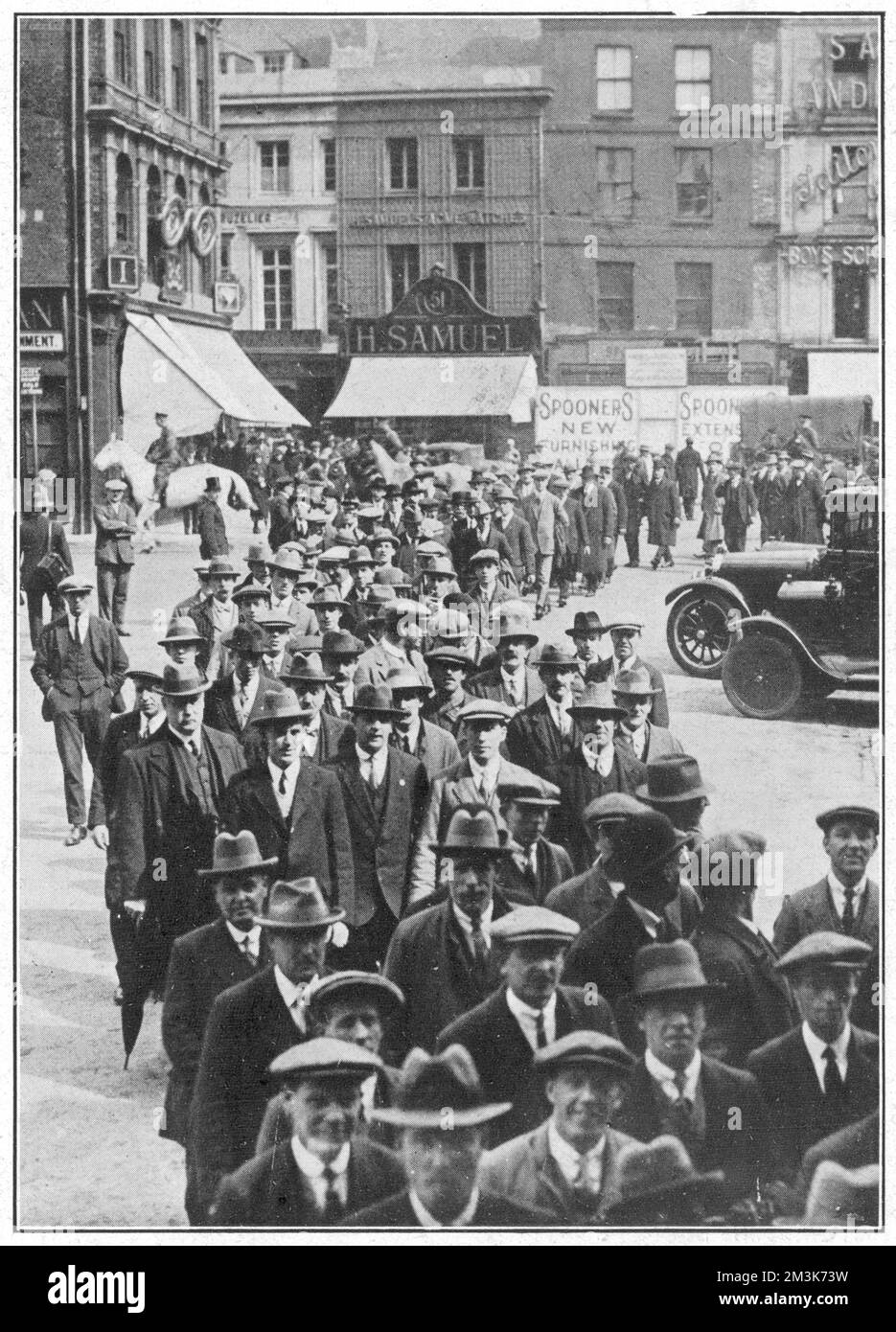General strike of may 1926 hi-res stock photography and images - Alamy
