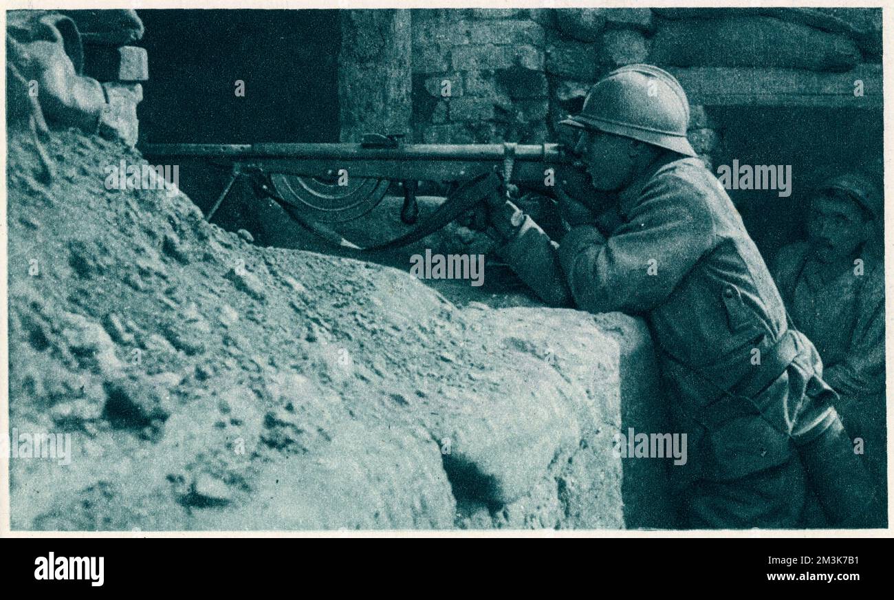 Trench soldier firing hi-res stock photography and images - Alamy