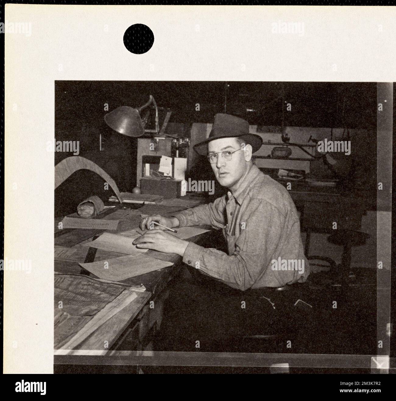 American ordnance workers hi-res stock photography and images - Alamy