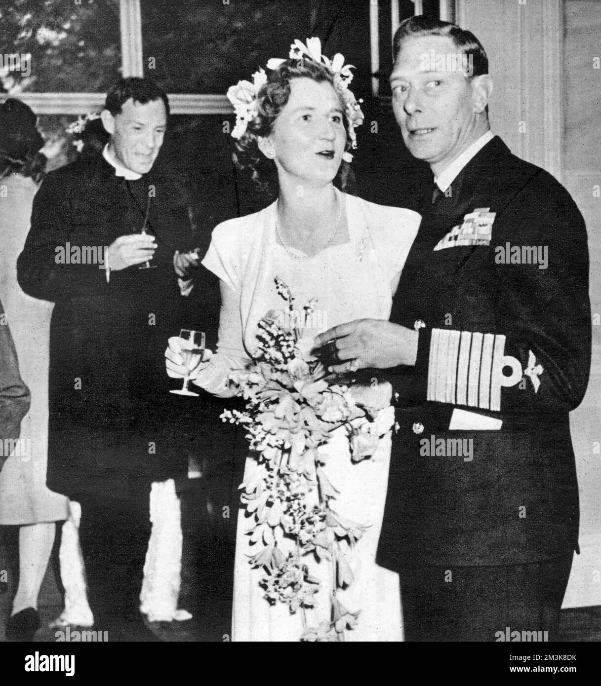 Hon mrs andrew elphinstone hi-res stock photography and images - Alamy