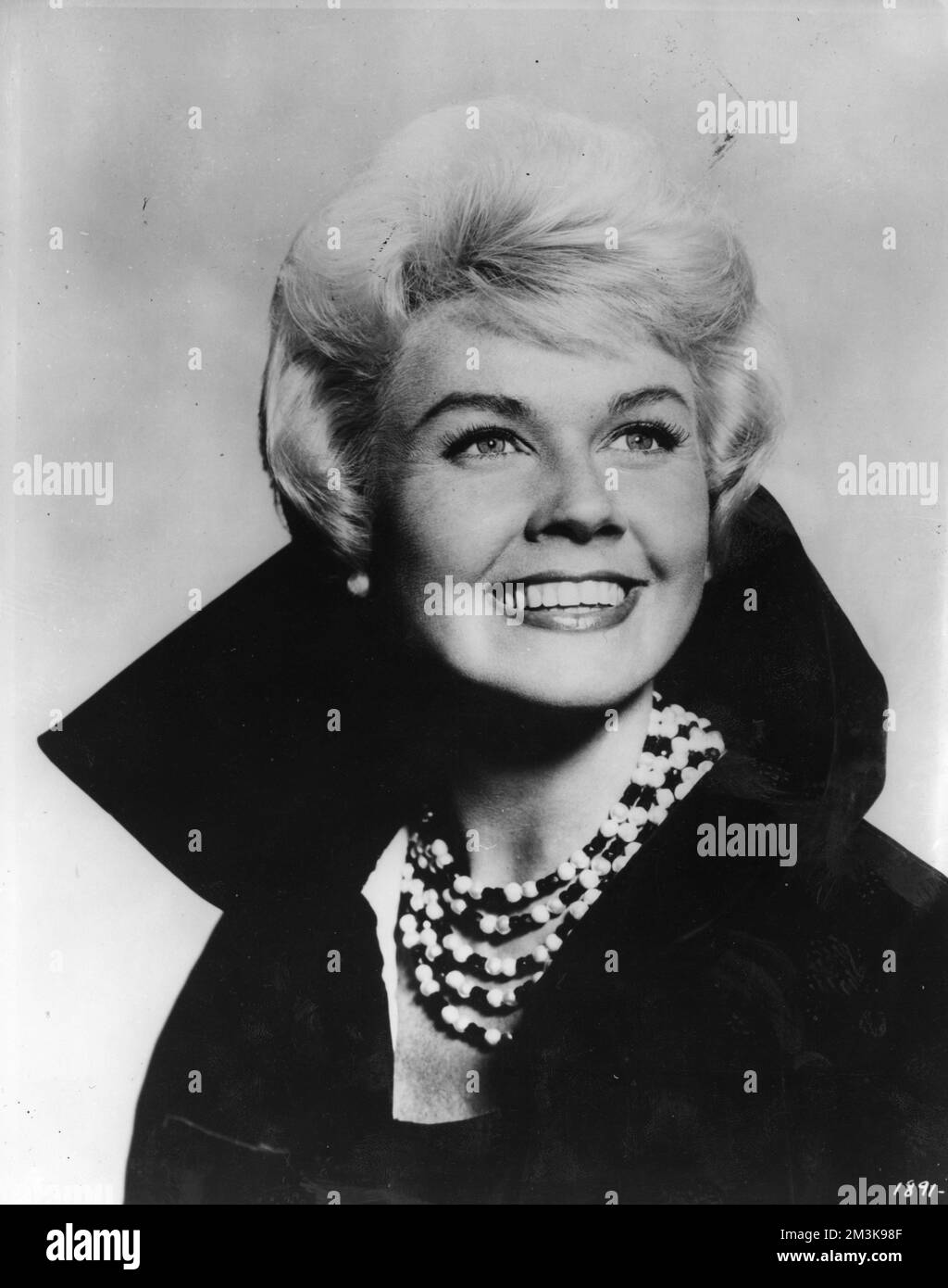 Actress singer doris day hi-res stock photography and images - Alamy