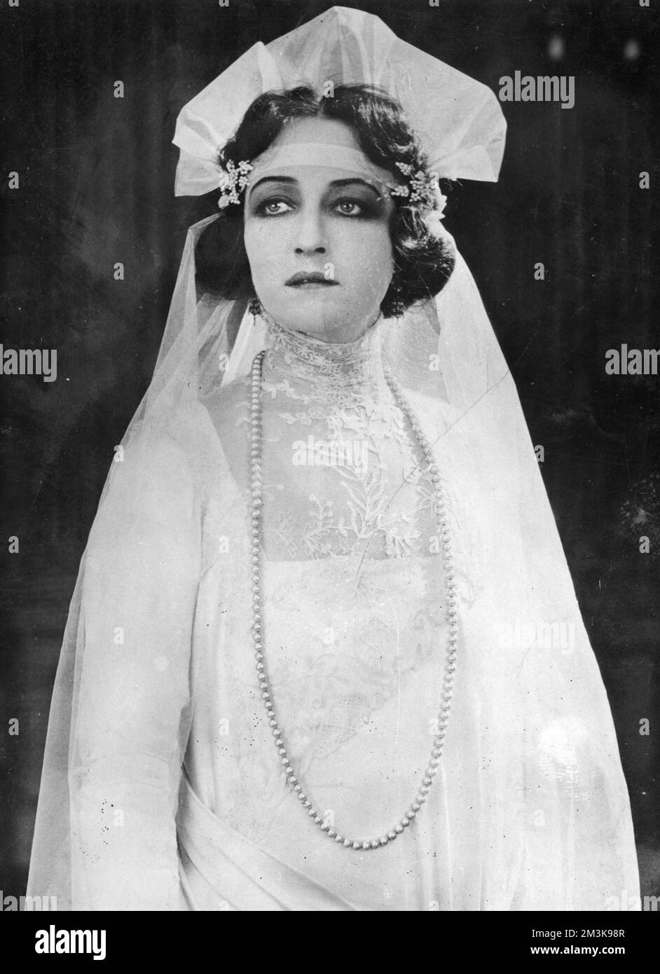Actress pauline frederick hi-res stock photography and images - Alamy