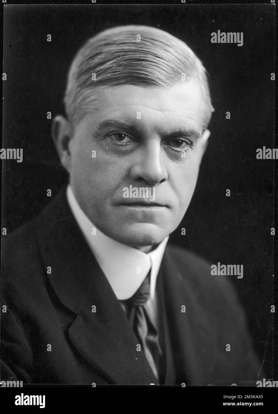 John hassall hi-res stock photography and images - Alamy