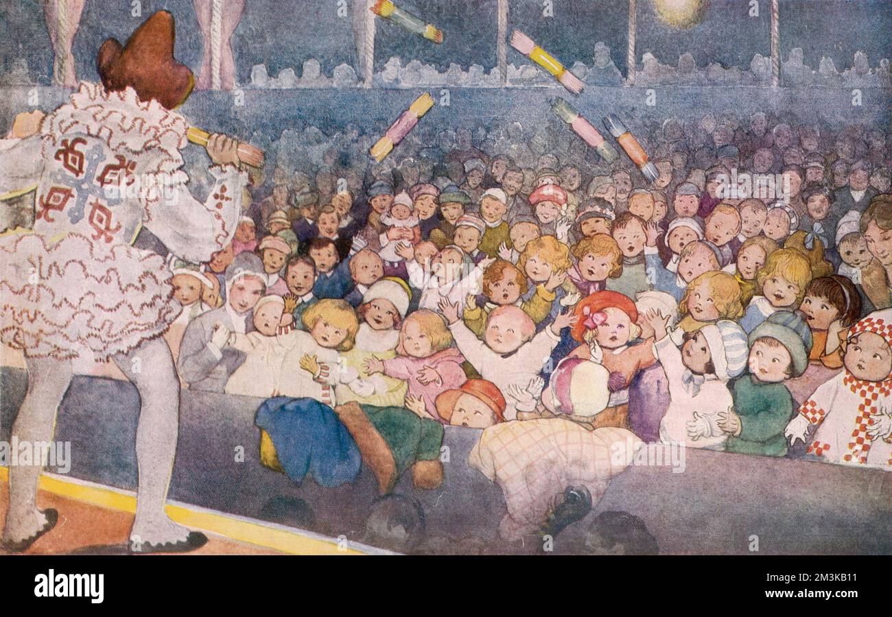 Children at theatre pantomime hi-res stock photography and images - Alamy