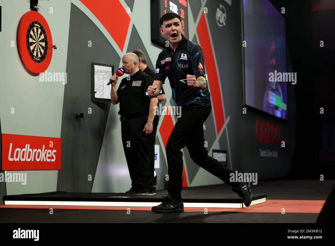 Nathan rafferty darts 2022 hi-res stock photography and images - Alamy