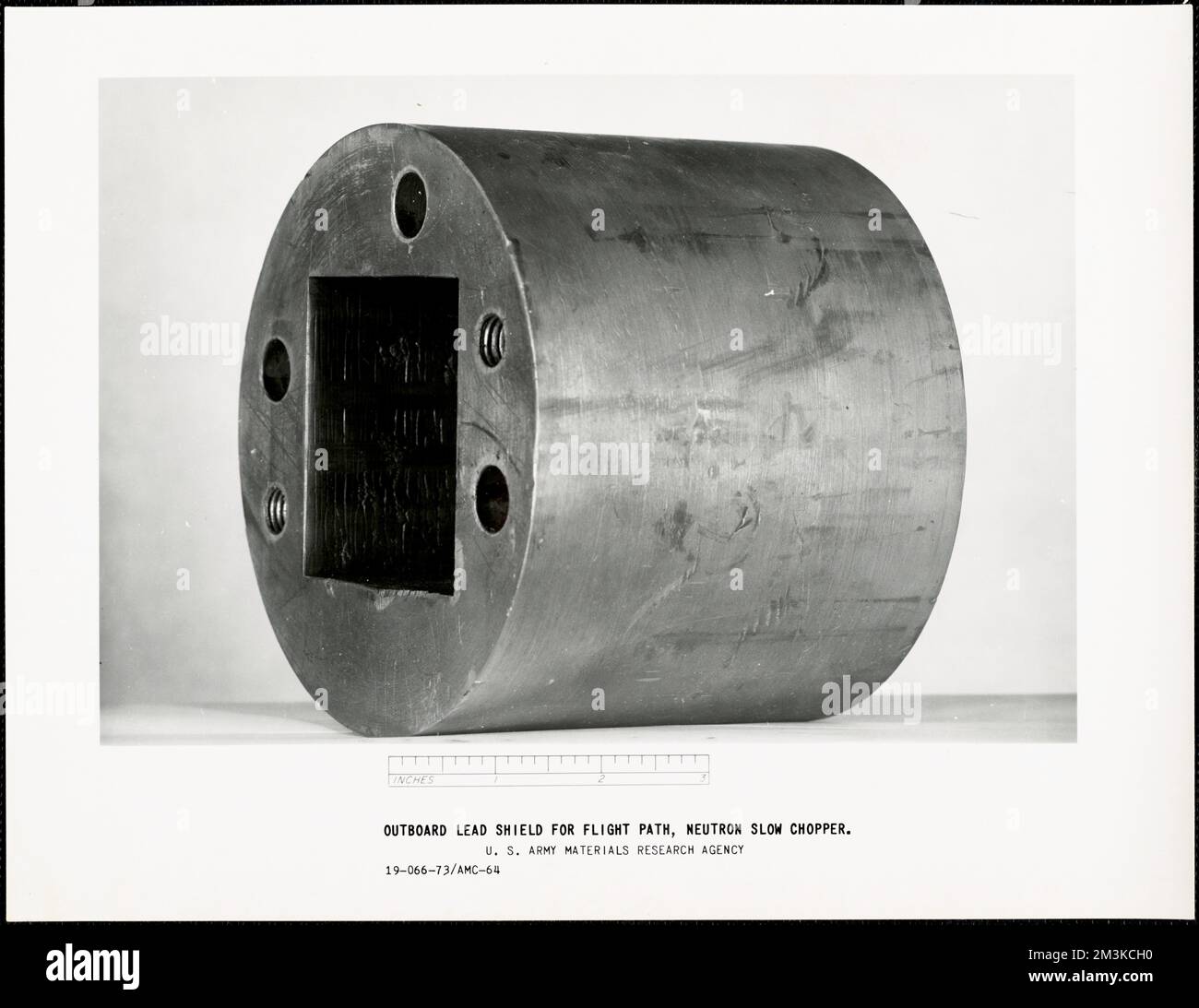 Lead shield hi-res stock photography and images - Alamy