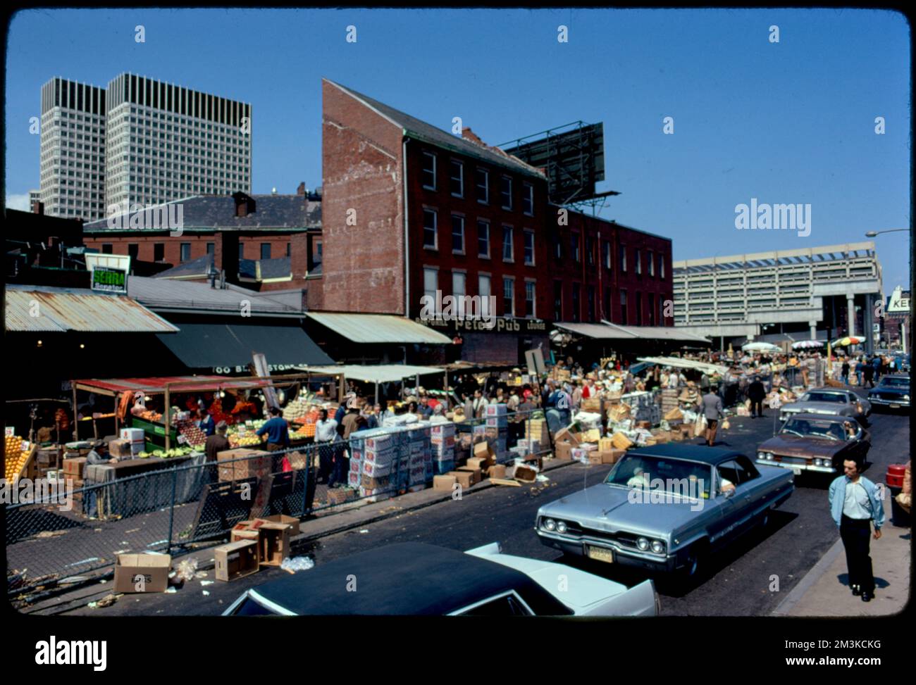 Outdoor food market at Haymarket Square , Markets, Street vendors ...