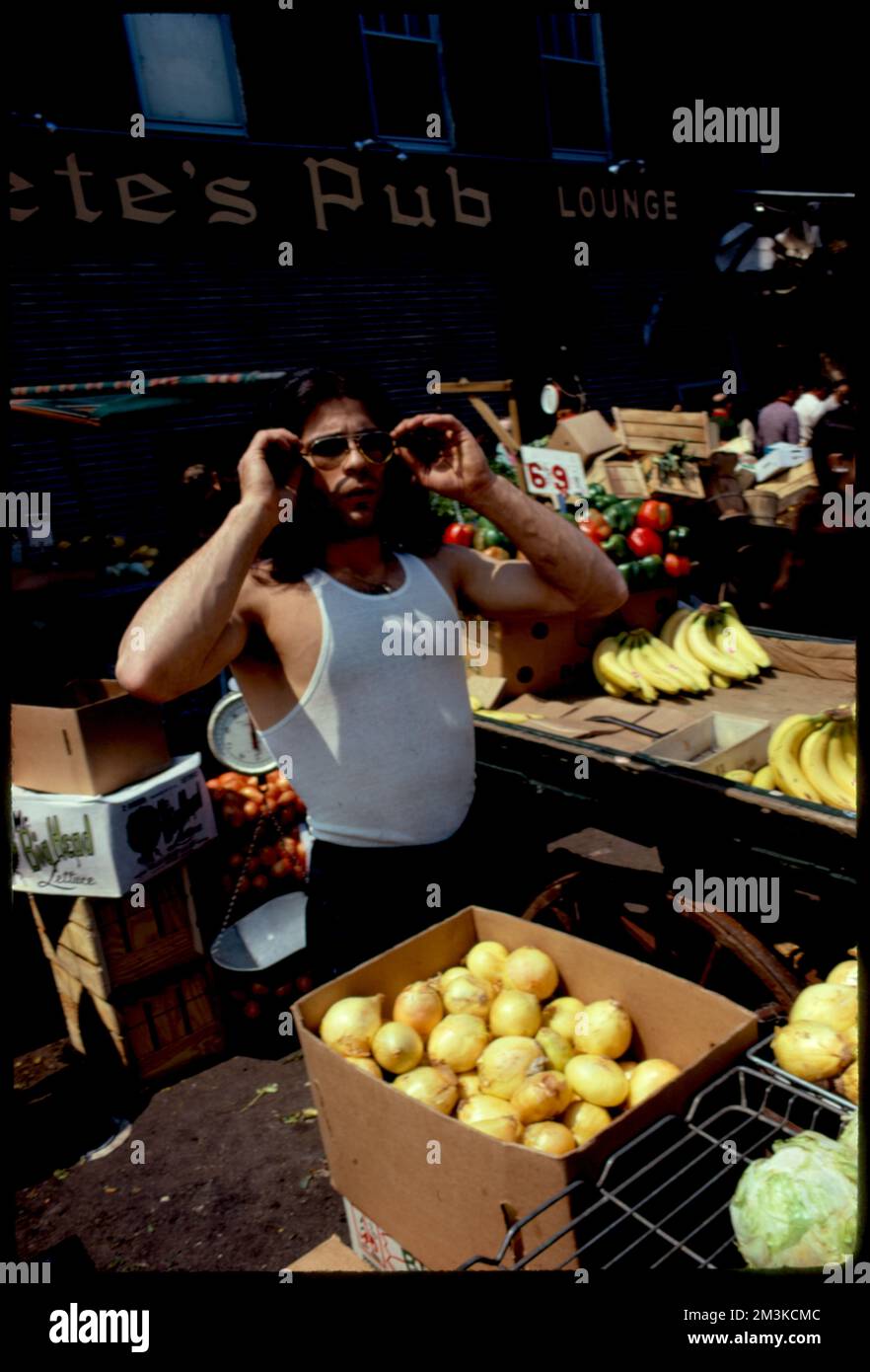Outdoor Market at Haymarket Square , Markets, Street vendors, Produce ...