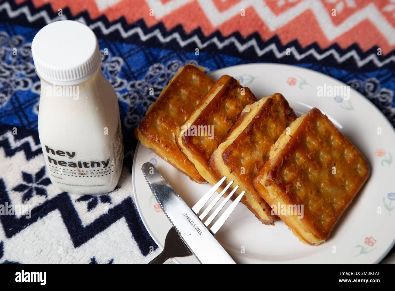 Gabin Cake Filled with Tape, a typical food from Samarinda City ...