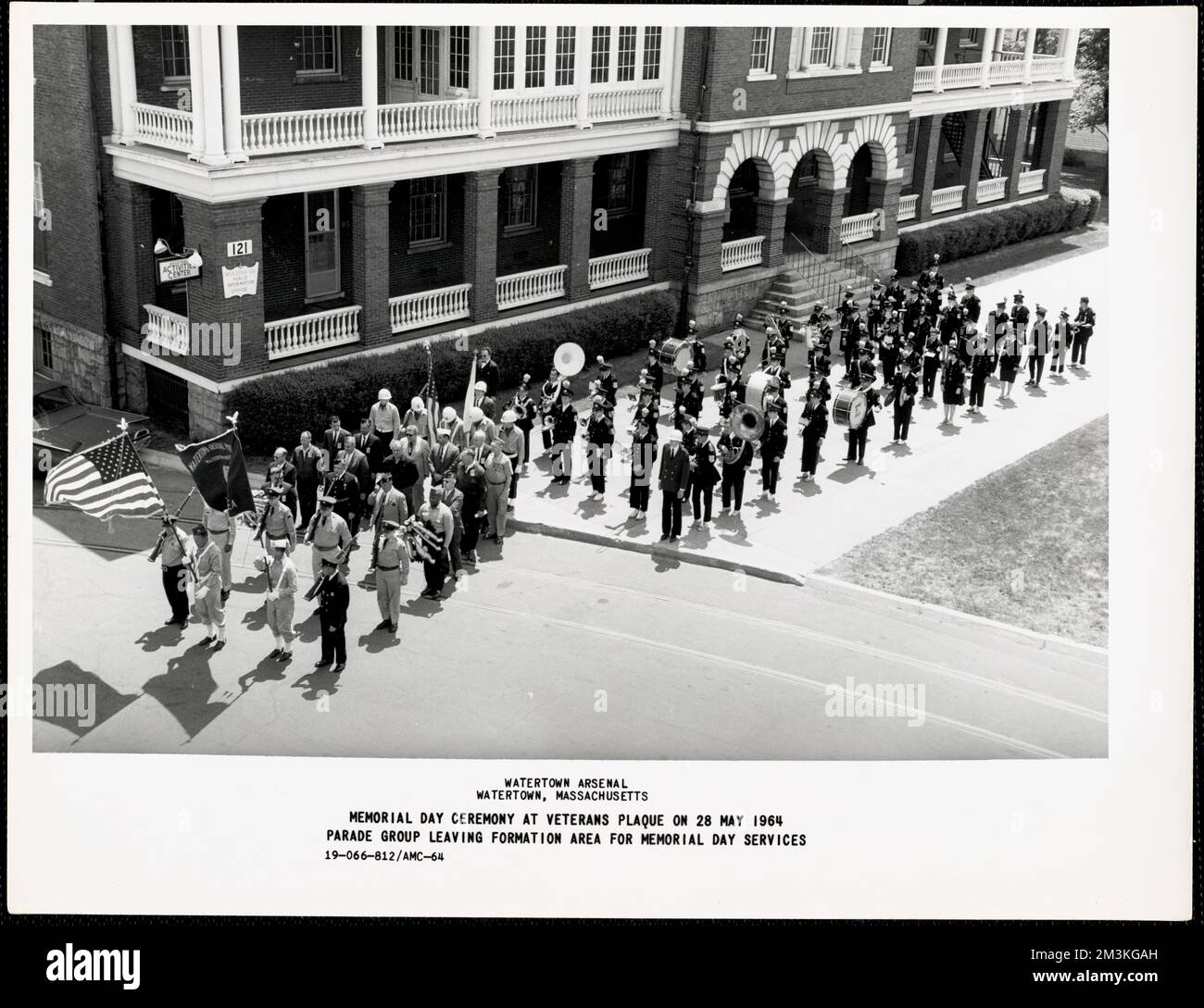 Parade group leaving formation area for Memorial Day services ...