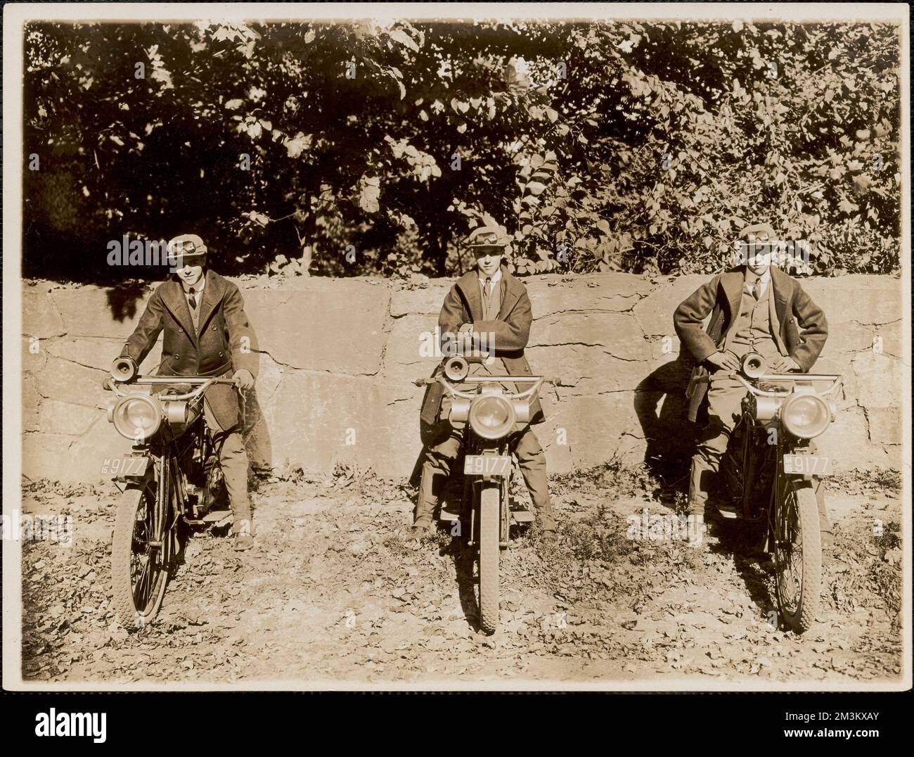 Leon phillips hi-res stock photography and images - Alamy