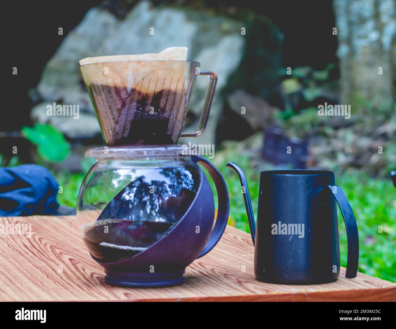 Tools for dripping coffee and dripping coffee Stock Photo - Alamy