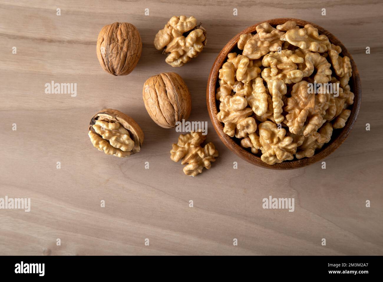 Group shelled walnuts top hi-res stock photography and images - Alamy
