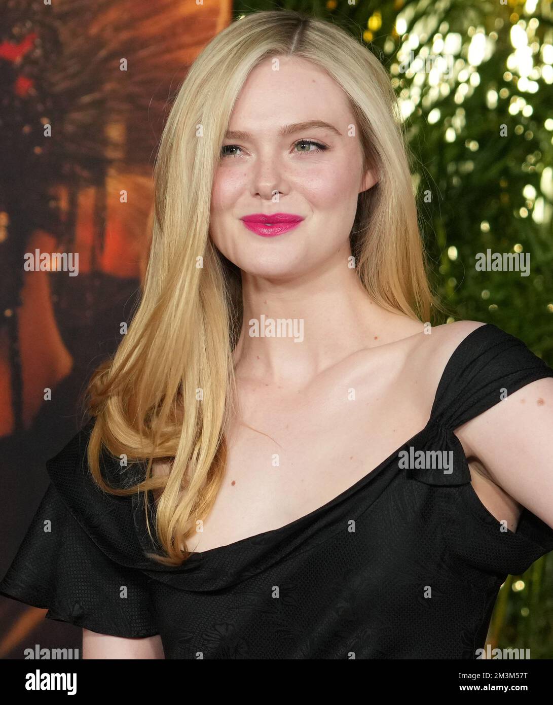 Los Angeles, USA. 15th Dec, 2022. Elle Fanning arrives at the BABYLON ...
