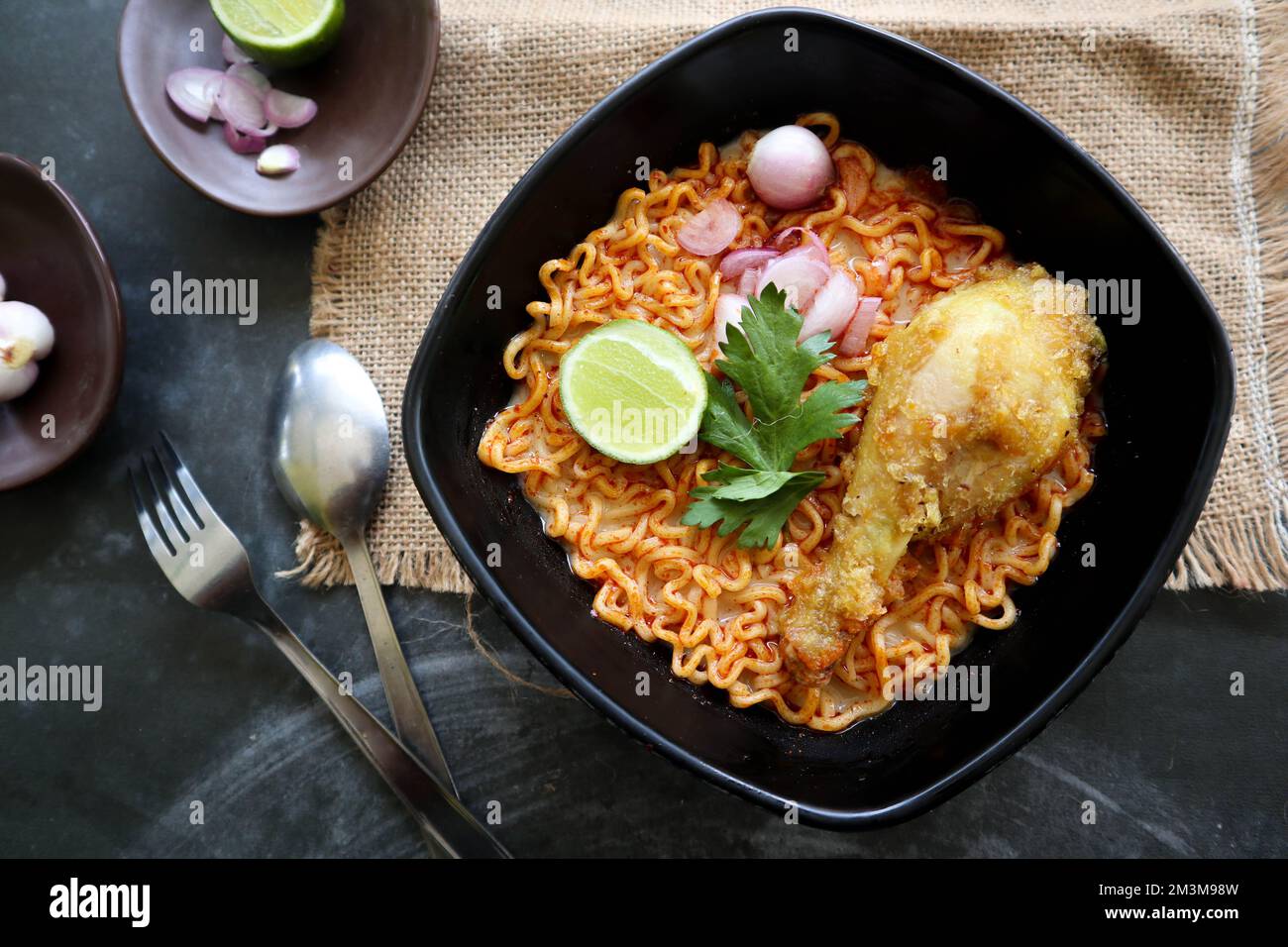 Khao Soi Recipe, Khao Soi, Khao Soi Gai, Thai Noodles Khao Soi, Chicken ...