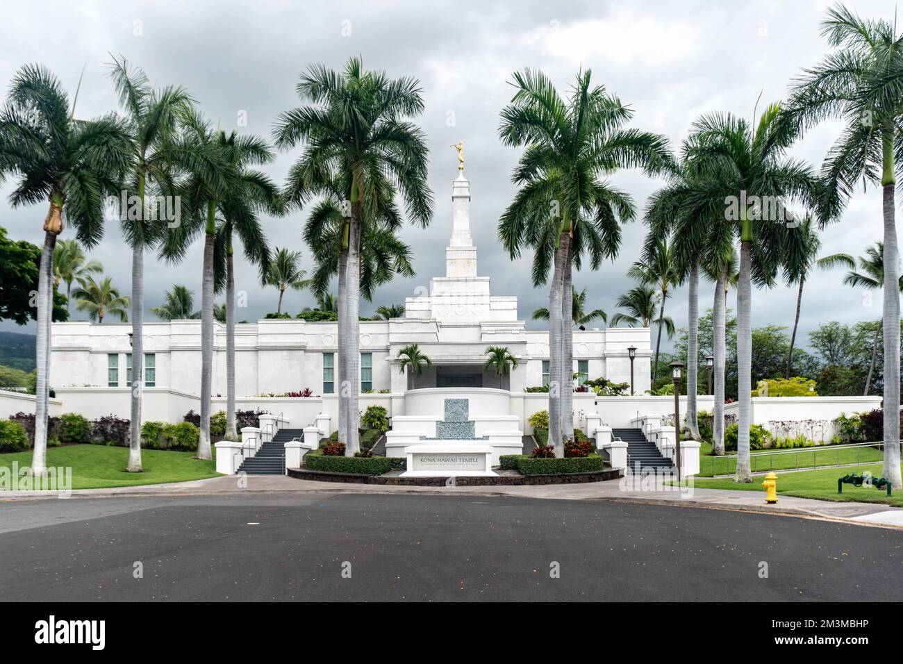 Laie Hawaii lds temple Stock Photo - Alamy