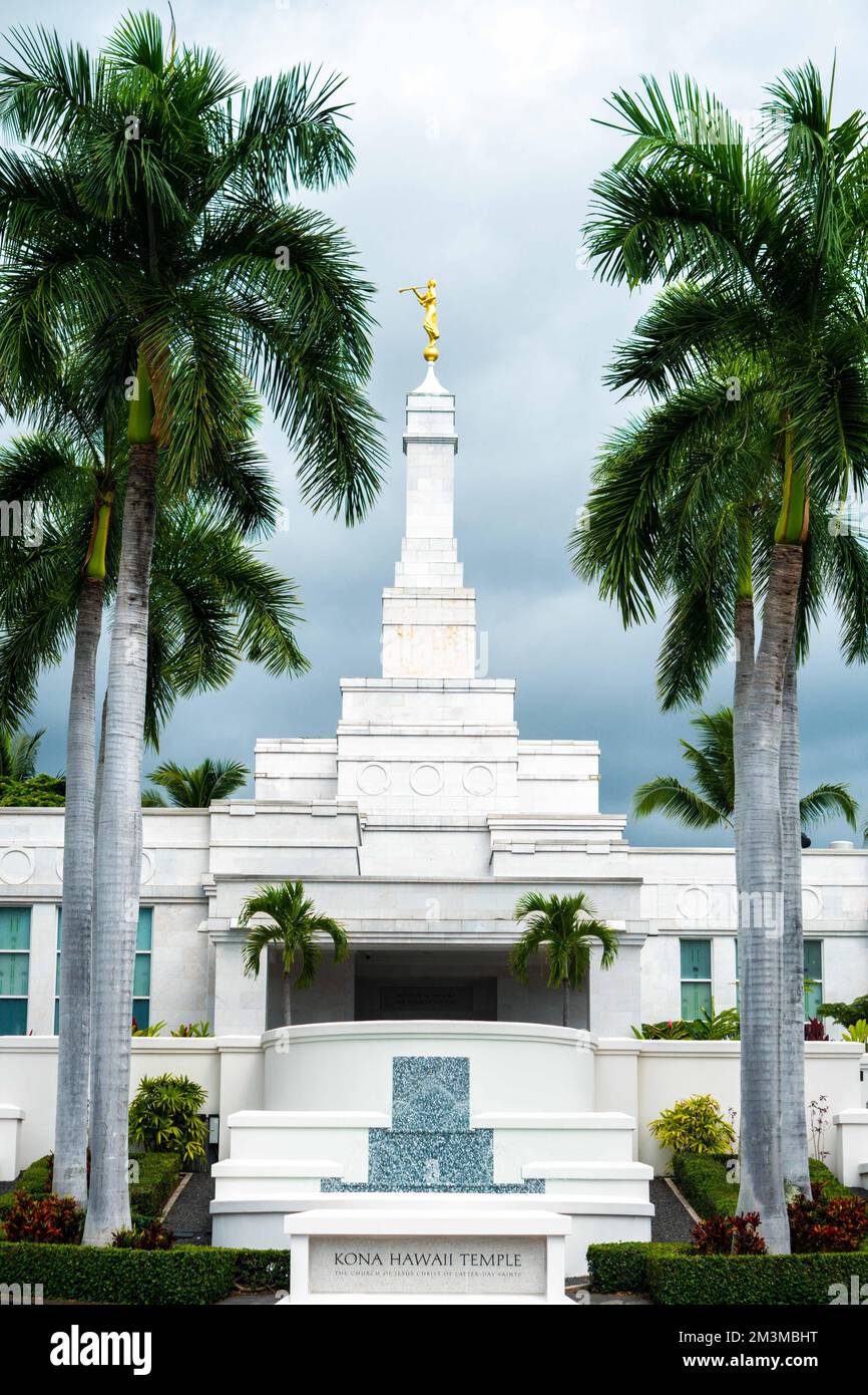 Laie Hawaii lds temple Stock Photo - Alamy