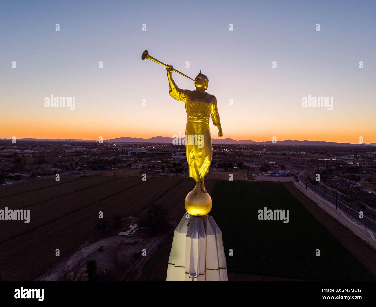 Angel moroni statue hi-res stock photography and images - Alamy