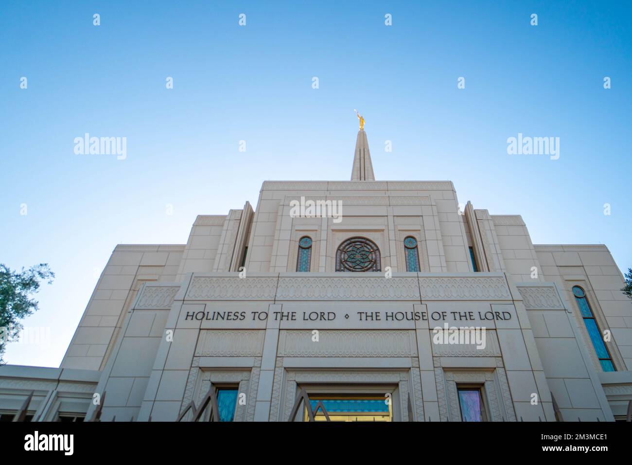 Gilbert arizona temple hi-res stock photography and images - Alamy
