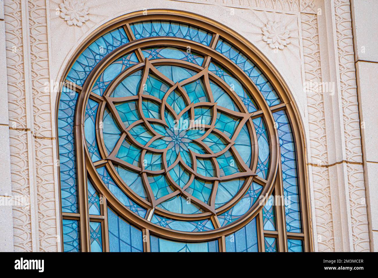 Gilbert LDS temple at sunset Stock Photo - Alamy