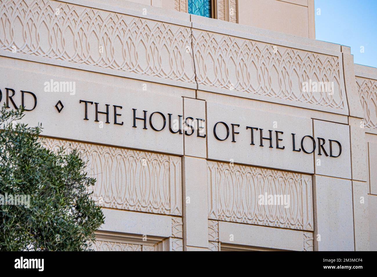 Gilbert arizona temple hi-res stock photography and images - Alamy