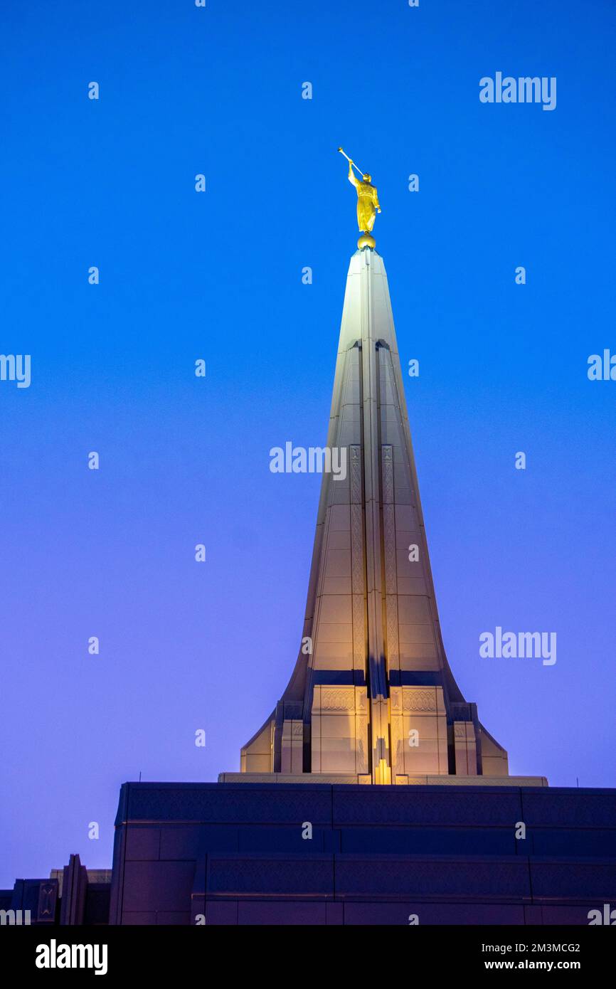 Phoenix lds temple Stock Photo - Alamy