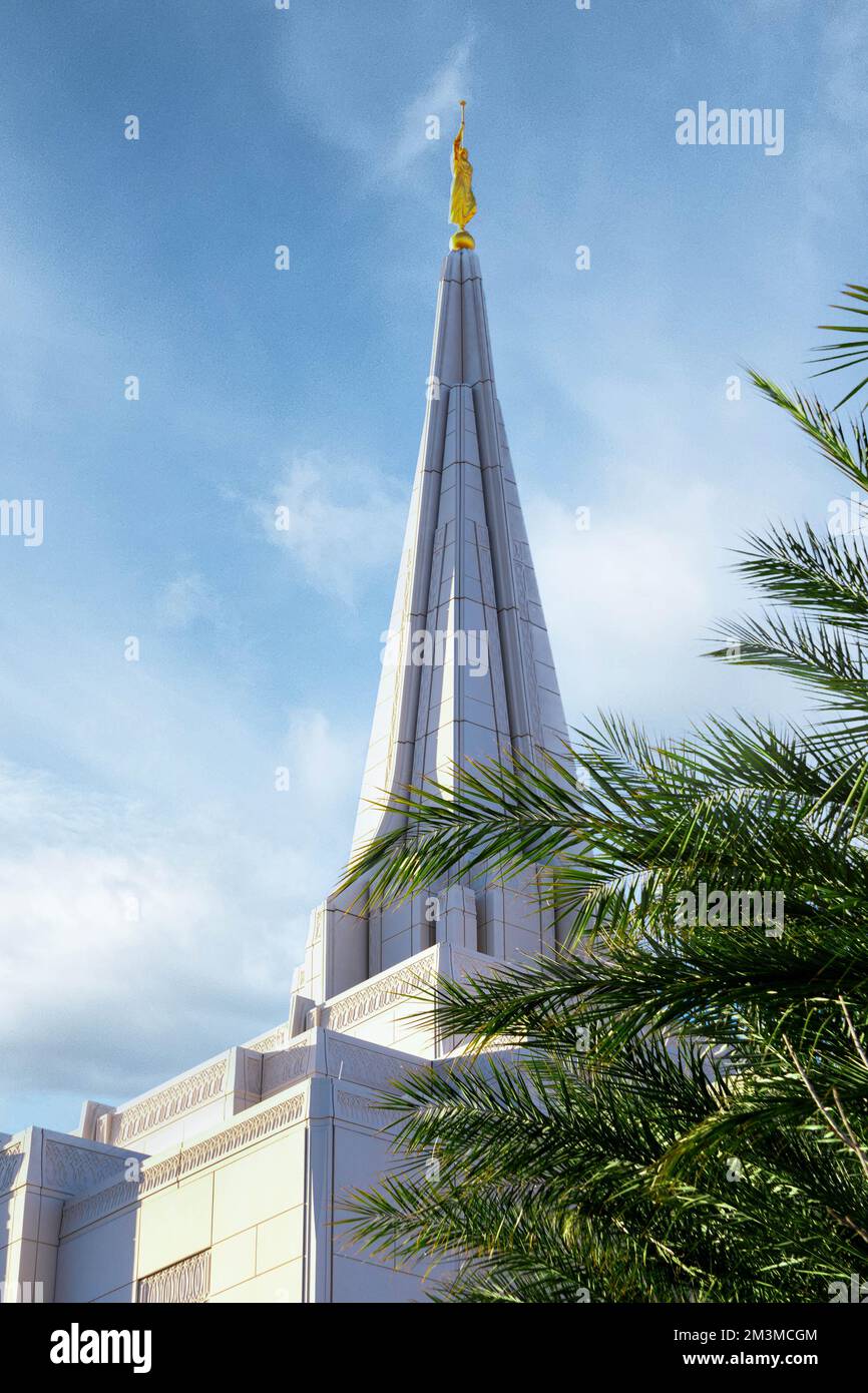 Gilbert arizona temple hi-res stock photography and images - Alamy
