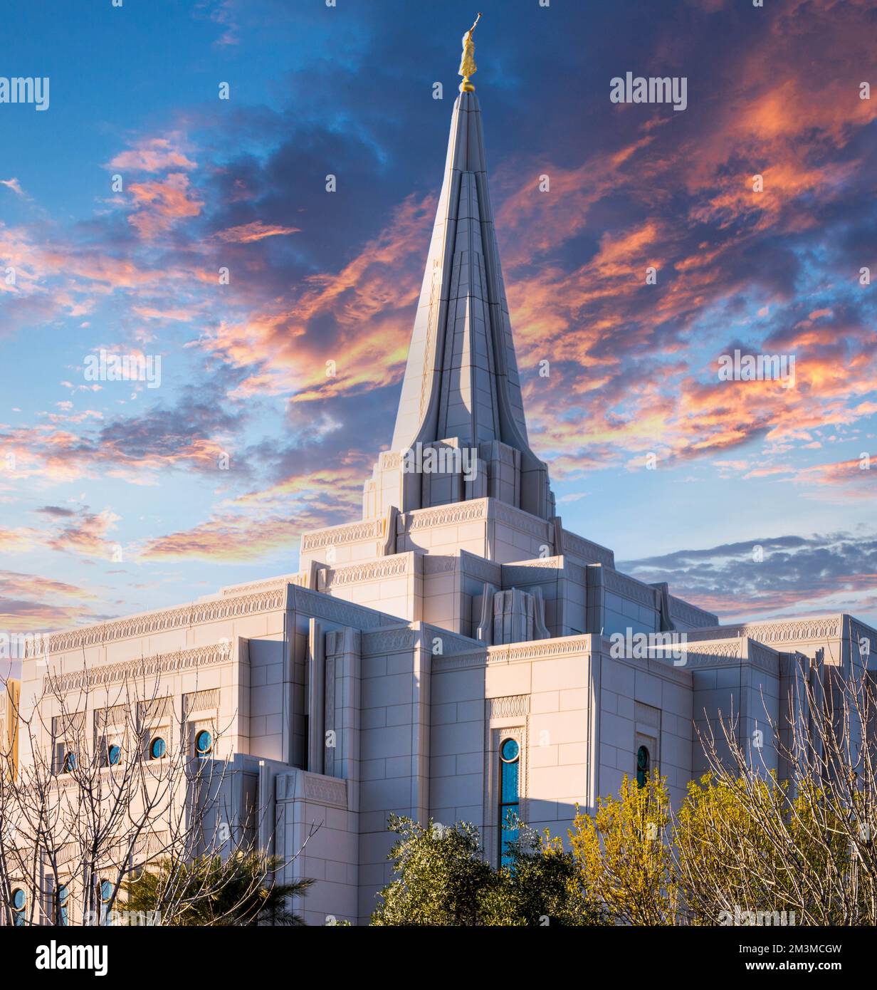 Lds temple sunset hi-res stock photography and images - Alamy
