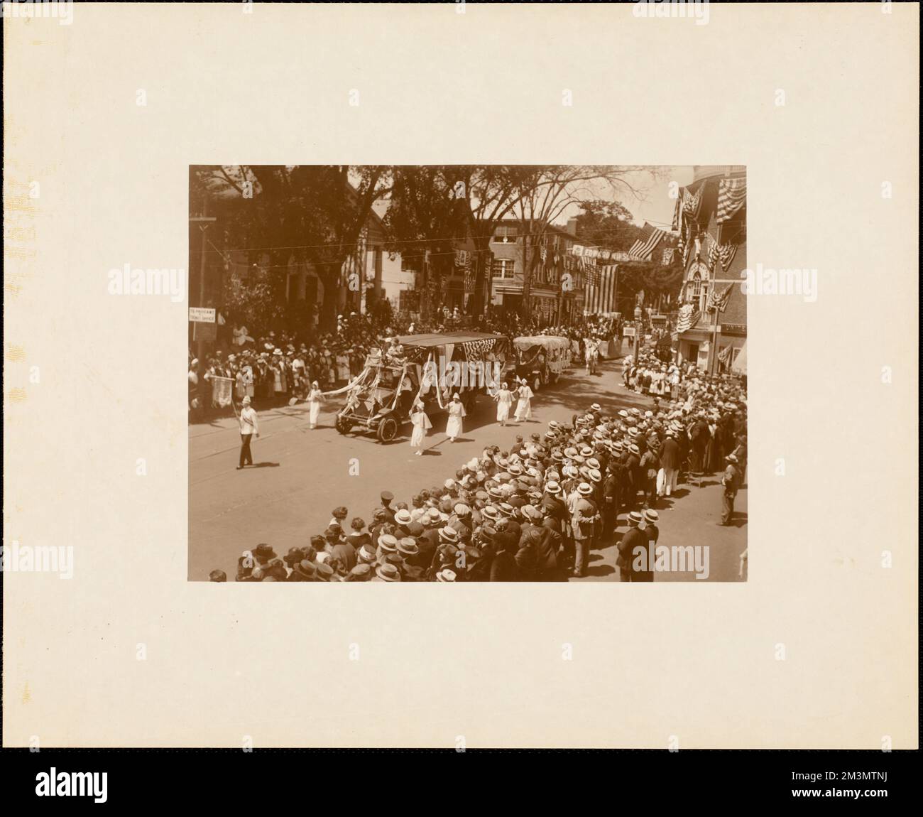 Mayflower tercentenary celebration hi-res stock photography and images ...