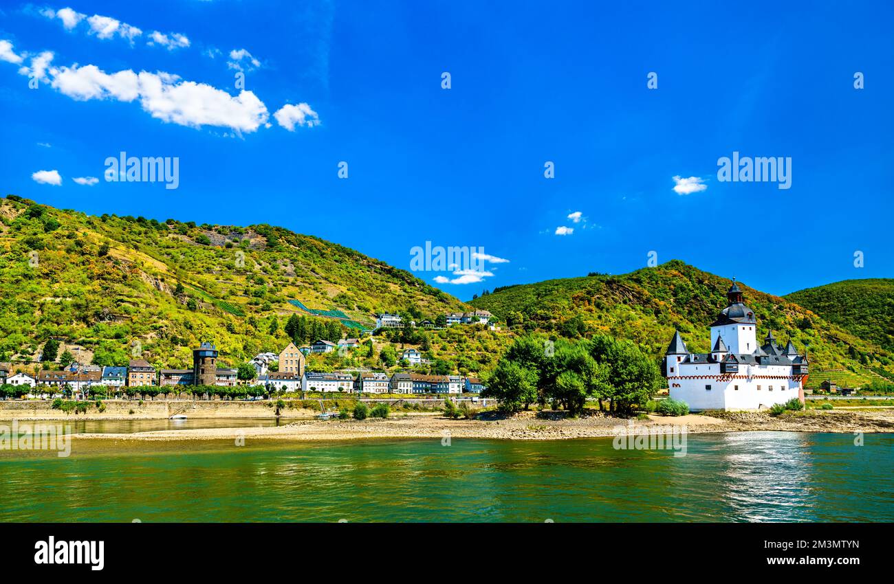 Pfalzgrafenstein Castle and Kaub town in the Upper Middle Rhine Valley ...