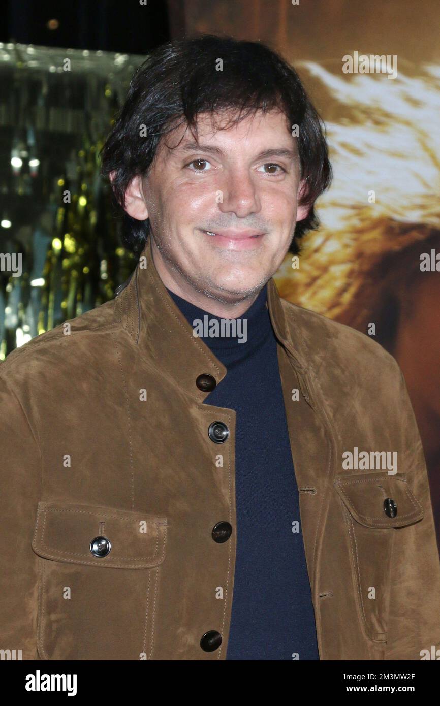 Los Angeles, CA. 15th Dec, 2022. Lukas Haas at arrivals for BABYLON ...