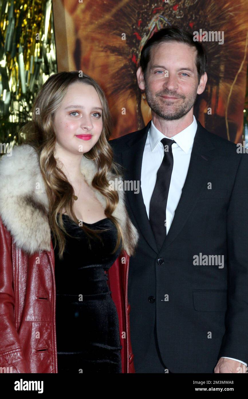 Los Angeles, CA. 15th Dec, 2022. Ruby Maguire, Tobey Maguire at ...