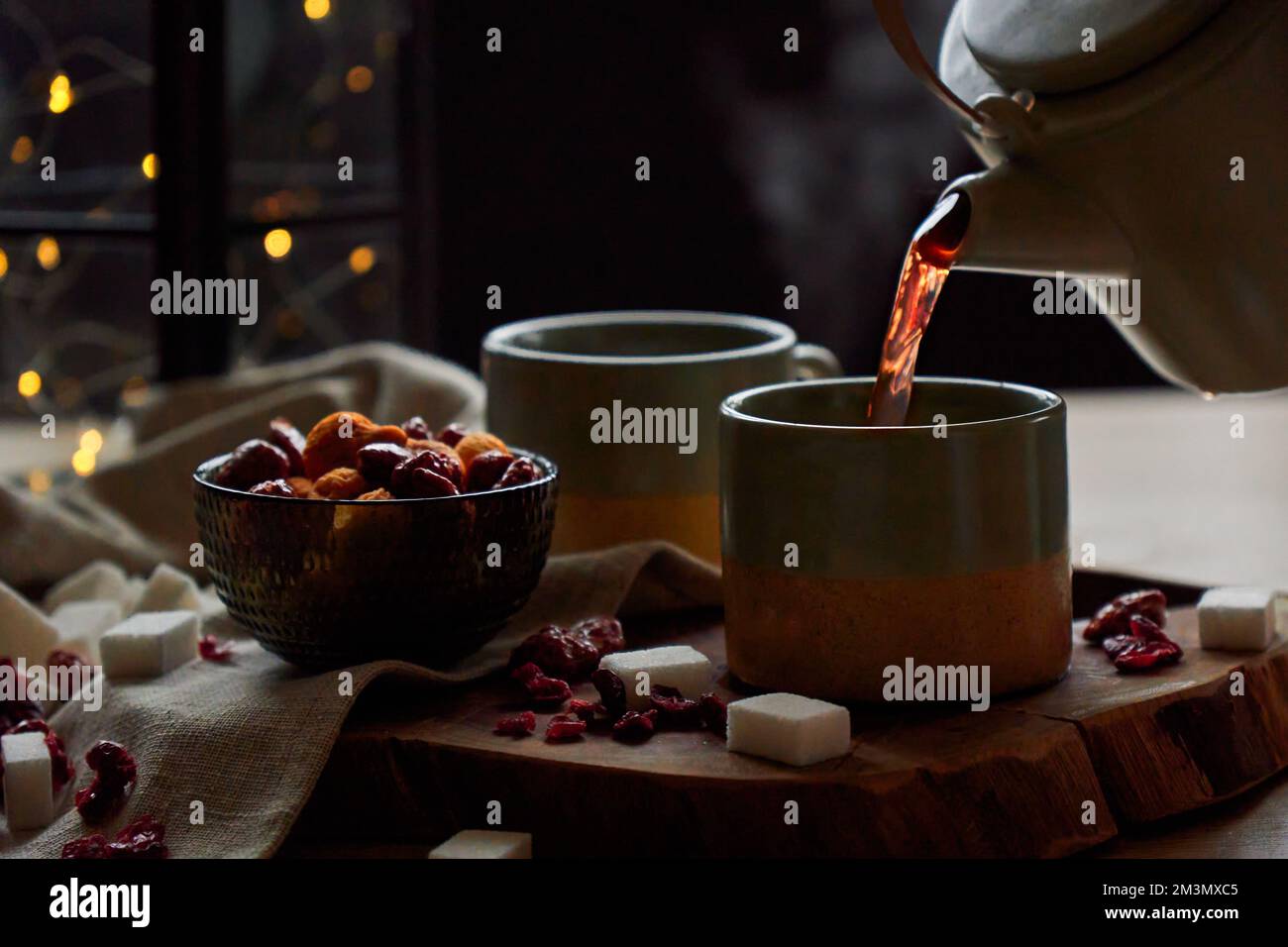 Pouring tea in a beautiful nature hi-res stock photography and images ...