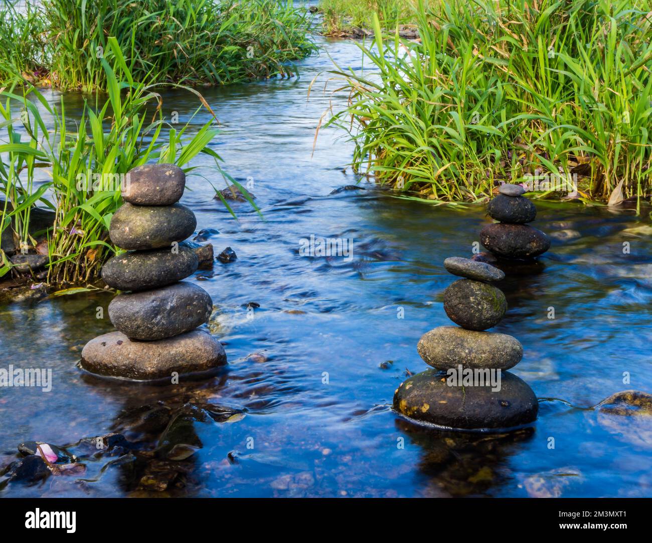 People climbing like pyramid hi-res stock photography and images - Alamy