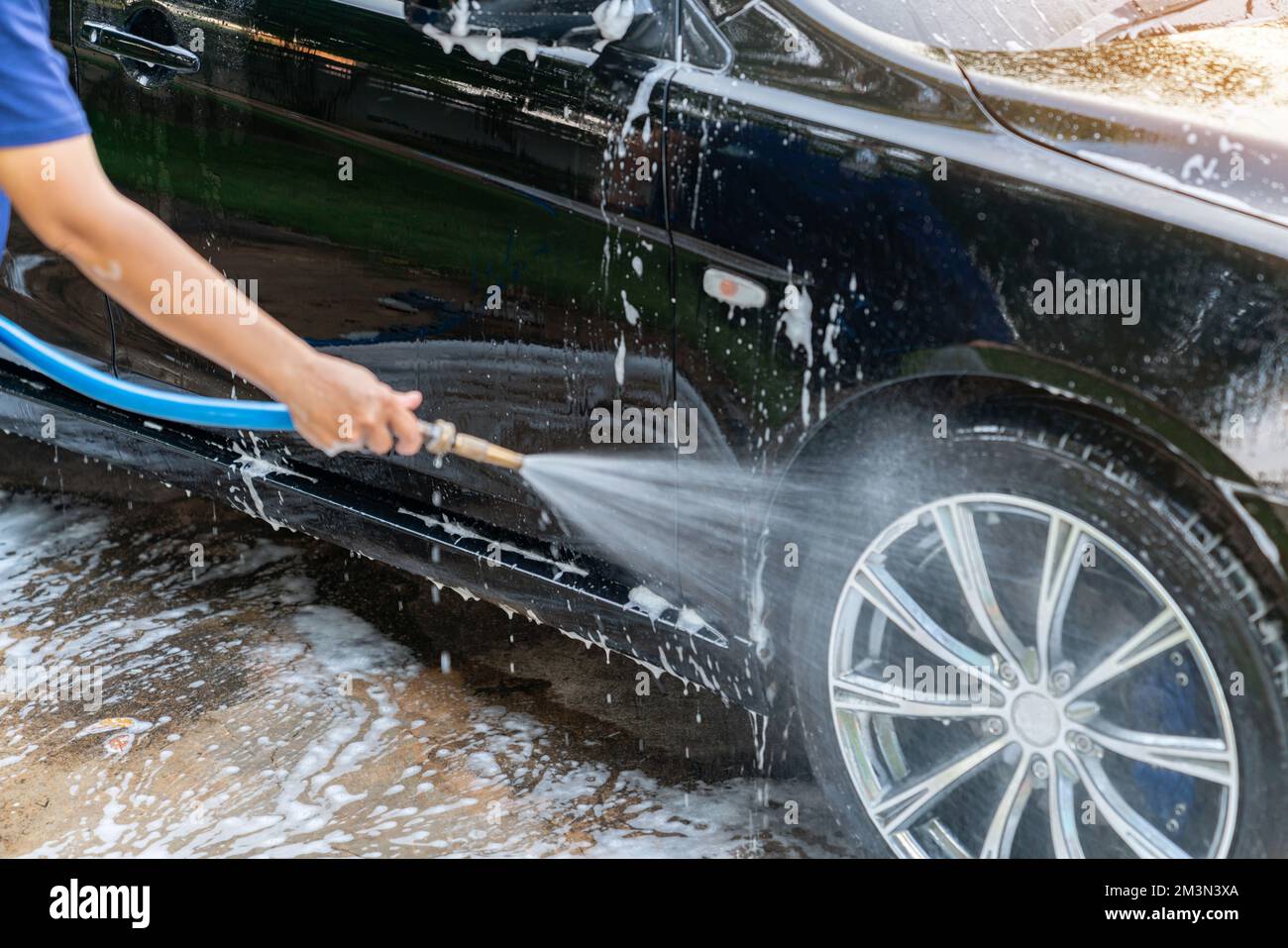Car washing process hi-res stock photography and images - Alamy