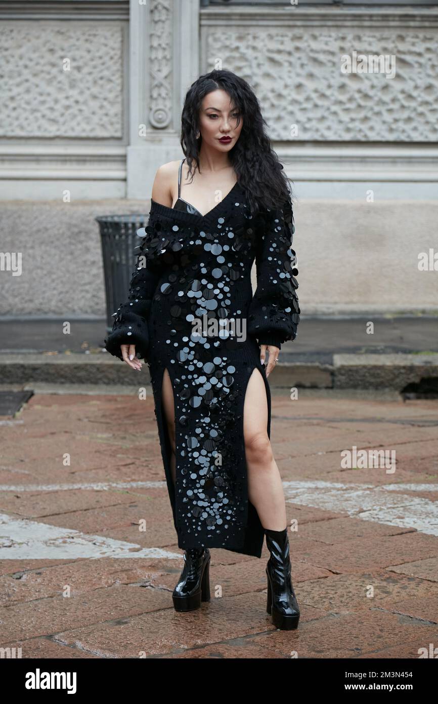 MILAN, ITALY - SEPTEMBER 24, 2022: Jessica Wang before Philosophy by ...