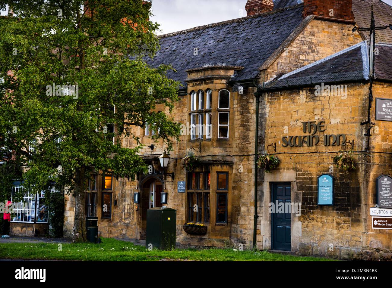 Georgian inn in the Cotswold market town of Moreton-in-Marsh, England ...