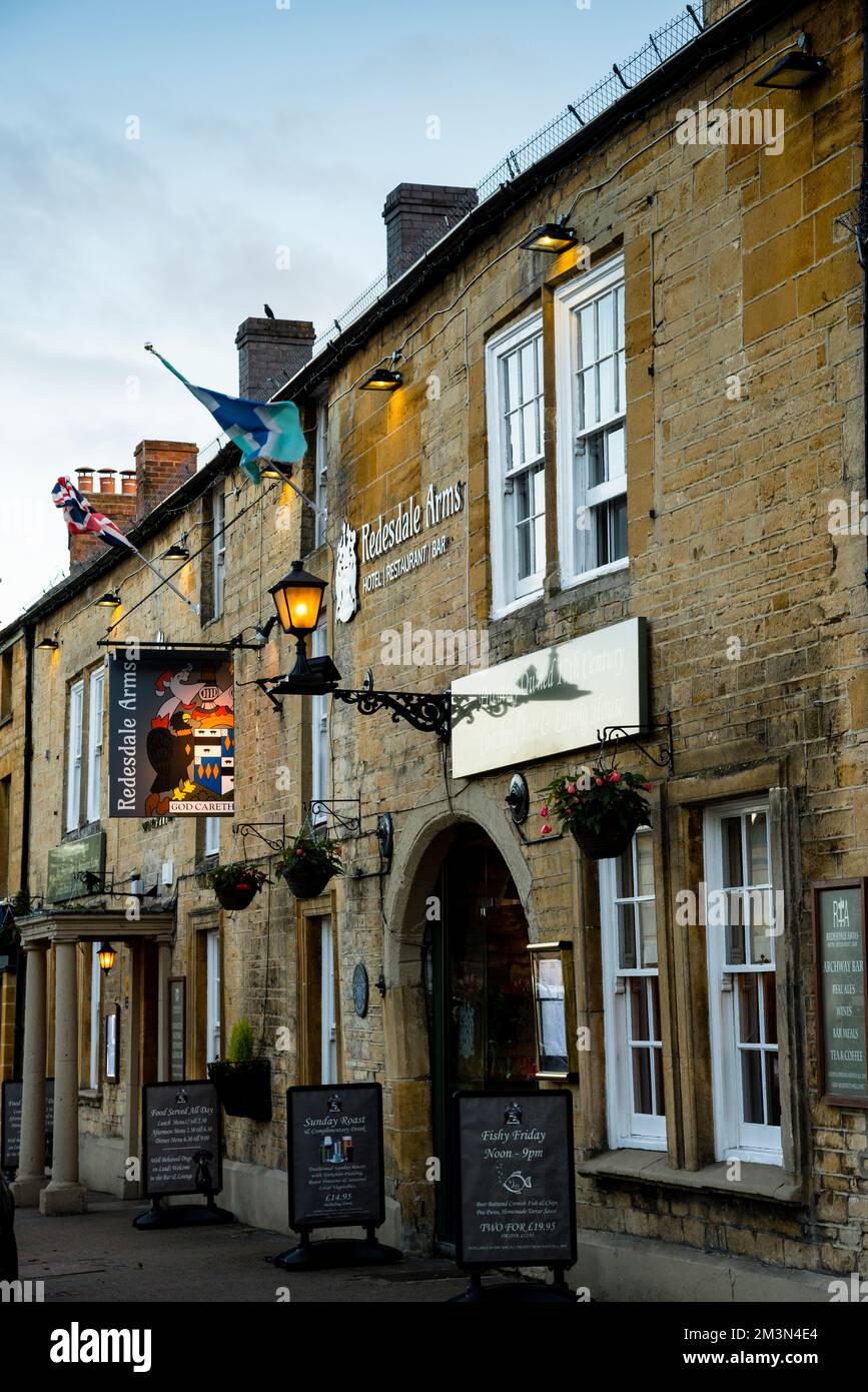 Arched Redesdale Arms historic inn in Moreton-in-Marsh market town ...