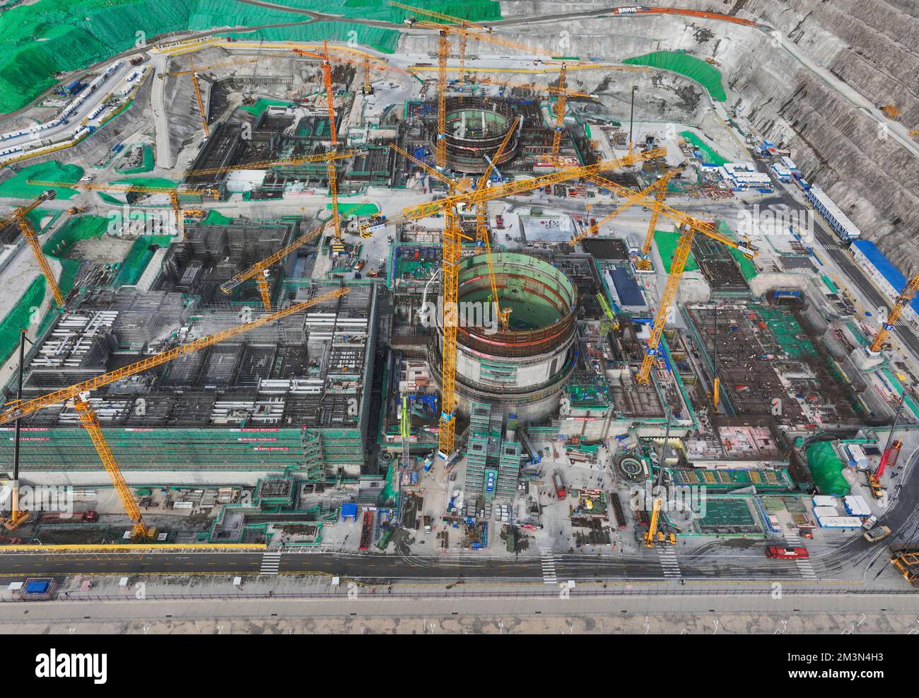 LIANYUNGANG, CHINA - DECEMBER 16, 2022 - The construction site of ...