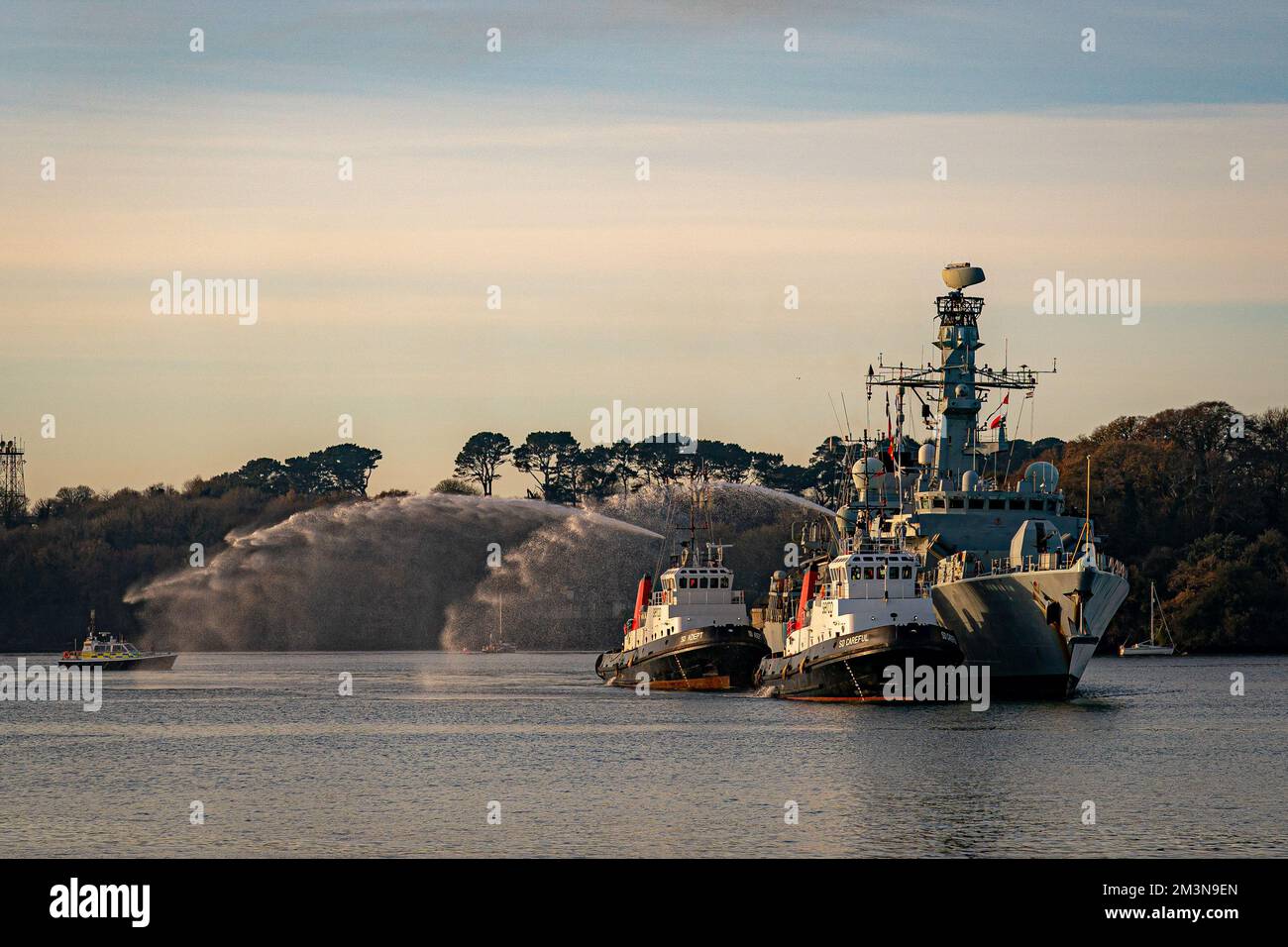 HMS Montrose is tugged into harbour as families and loved ones greet ...