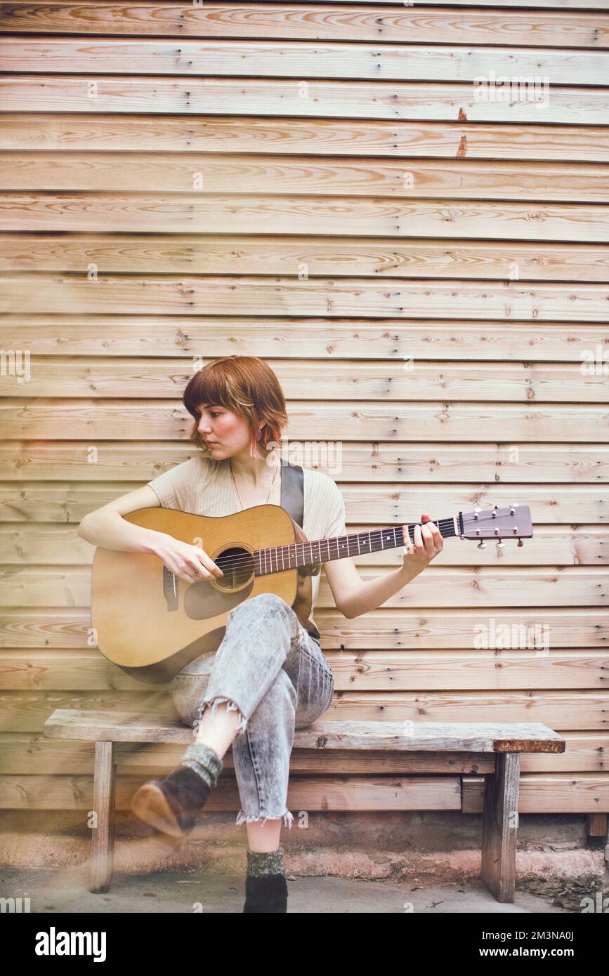 Mollie Tuttle photographed at the Folk House, Bristol Stock Photo - Alamy